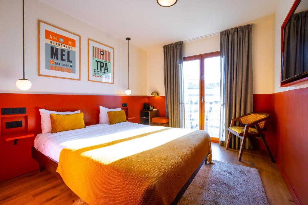 The People Paris Nation Hostel - Deals, Photos & Reviews