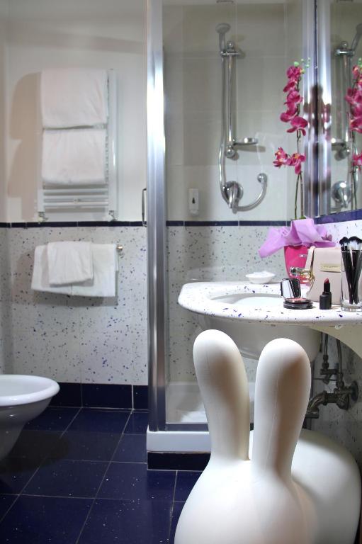 Windrose Hotel, Rome | 2024 Updated Prices, Deals