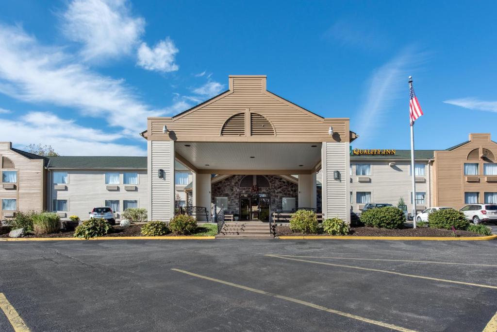 Quality Inn & Suites New Castle, New Castle (PA) | 2024 Updated Prices ...