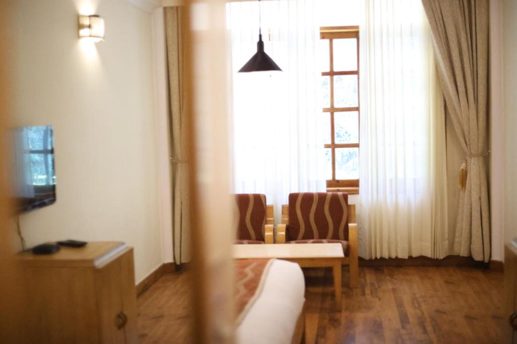 Willow Banks Hotel | Shimla 2020 UPDATED DEALS ₹10001, HD Photos & Reviews
