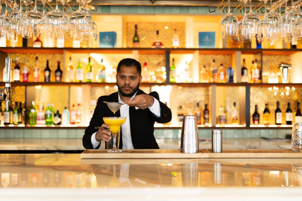 DoubleTree by Hilton Hotel London - Victoria, London | 2024 Updated ...