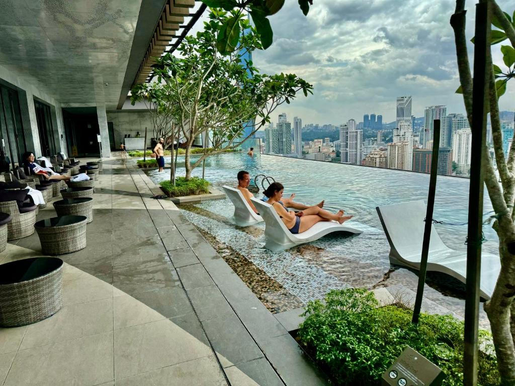 Axon Residence By Luxury Suites, Kuala Lumpur up to 31% OFF