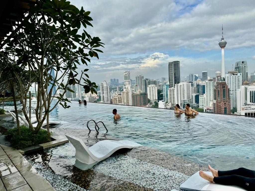 Axon Residence By Luxury Suites, Kuala Lumpur up to 31% OFF