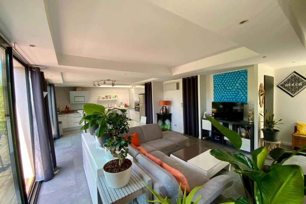 GROOMI La Védasienne - Villa avec spa !, Lavérune up to 28% OFF