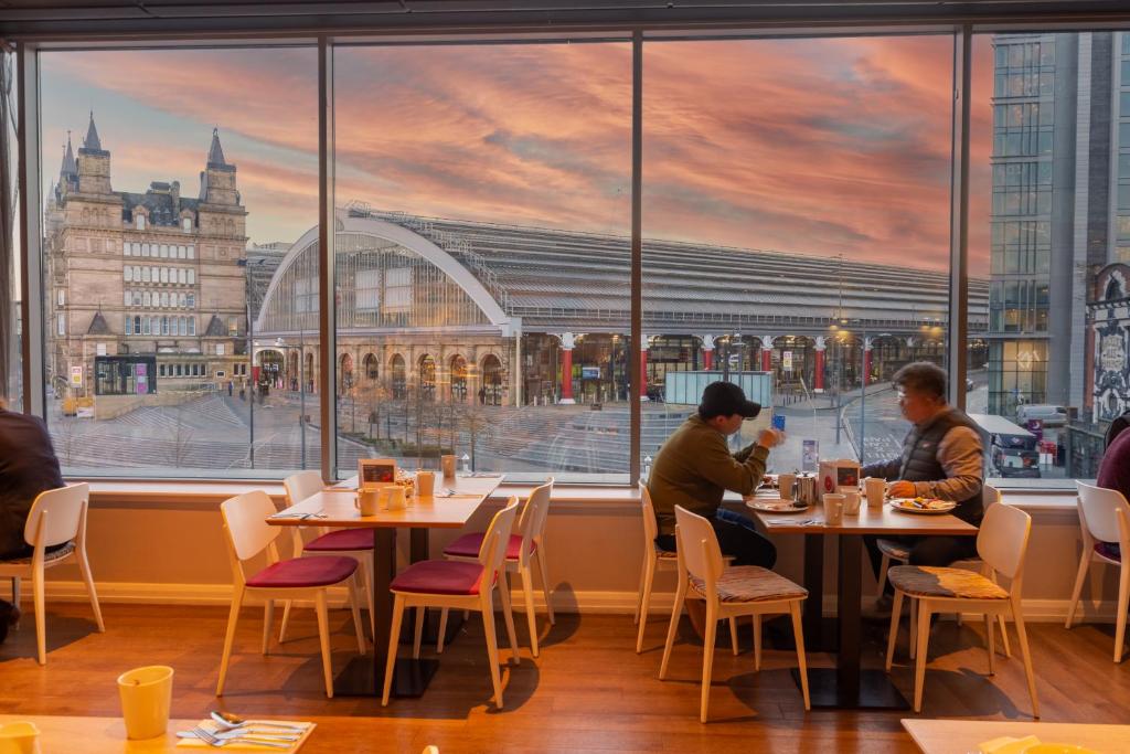 Holiday Inn Liverpool City Centre, Liverpool | 2024 Updated Prices, Deals