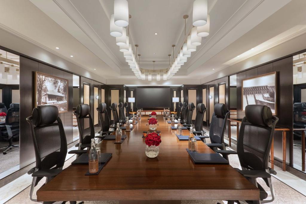 ITC Narmada, a Luxury Collection Hotel, Ahmedabad, India - Photos, Room ...