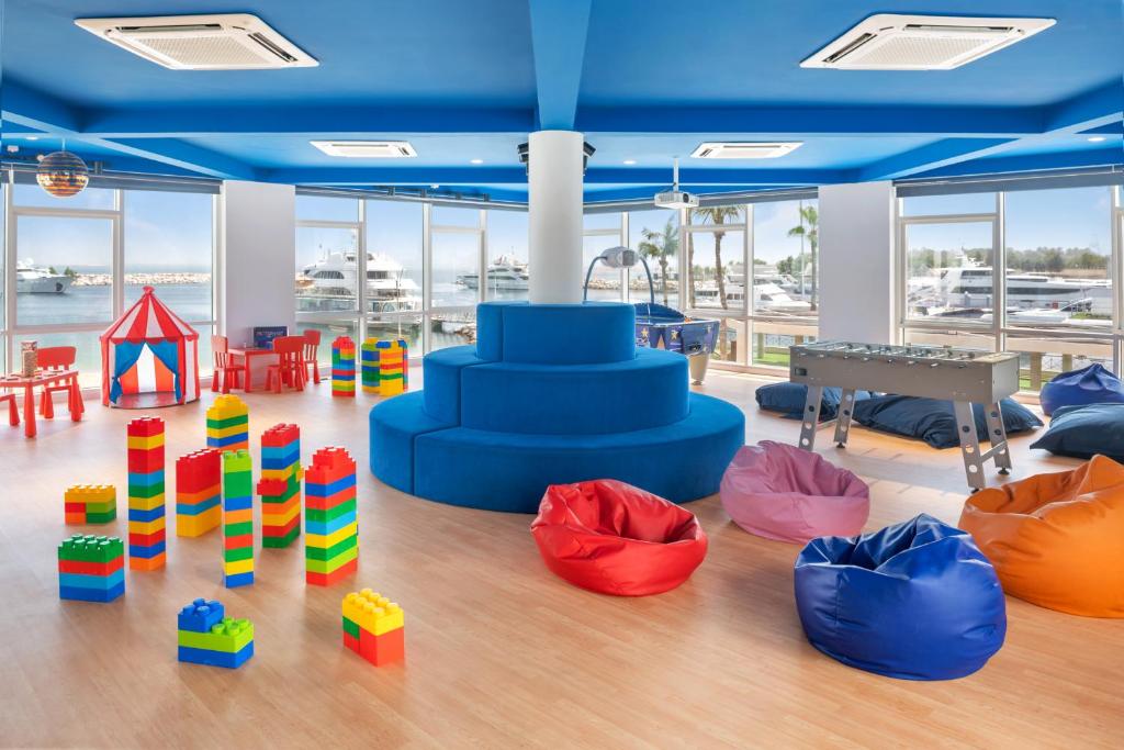 Best Price on JA The Resort - JA Lake View Hotel in Dubai + Reviews!
