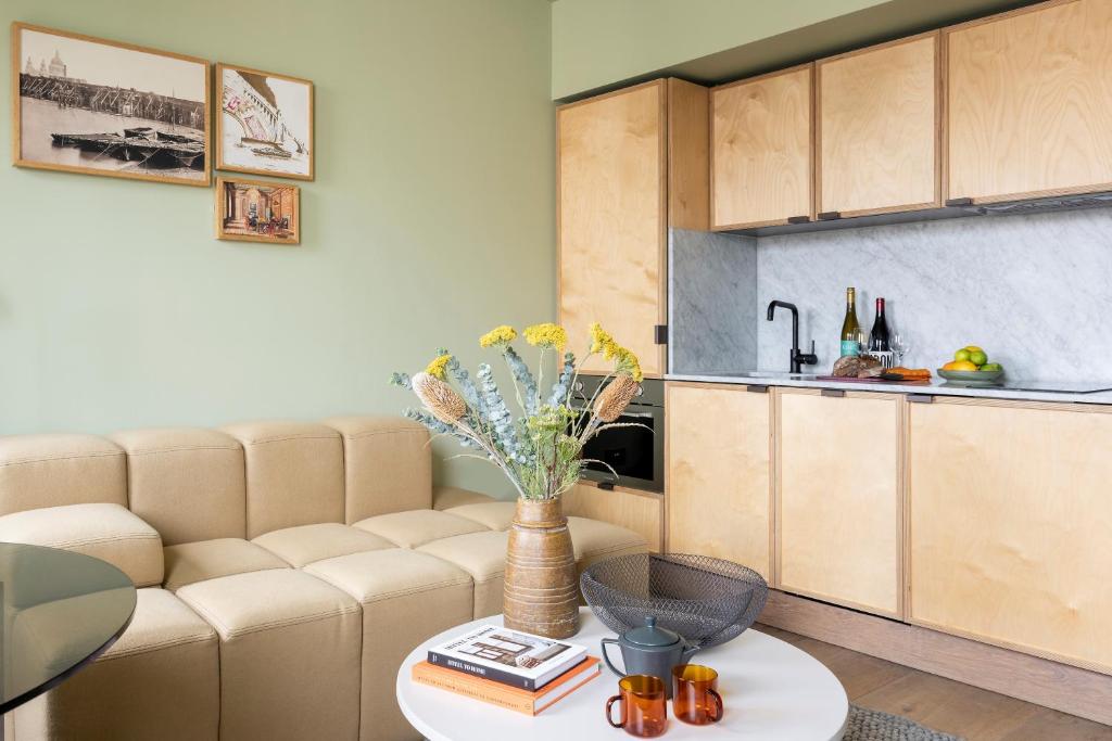 Locke at Broken Wharf, London | 2024 Updated Prices, Deals