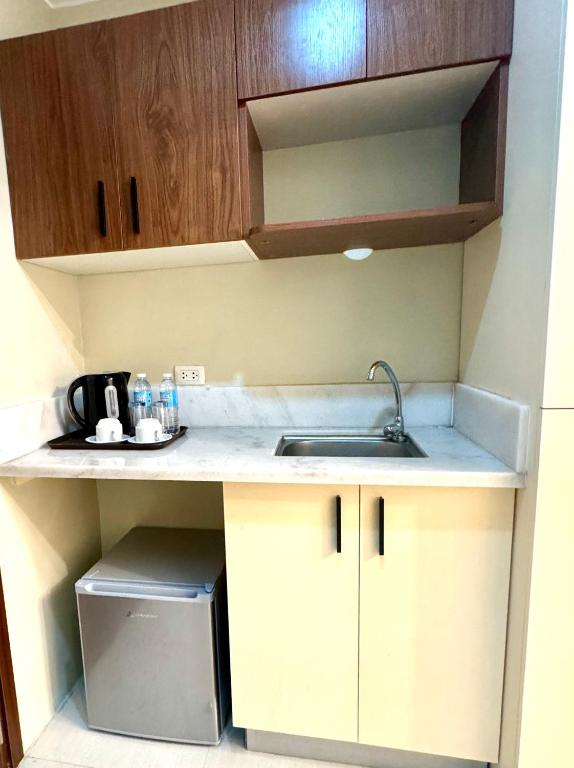 G Square Residences Serviced apartment (Manila) - Deals, Photos & Reviews