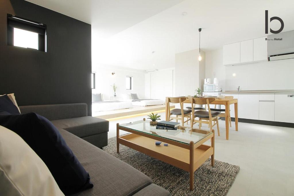 From $59pp - b hotel Heiwaodori 901 - New Apt in Famous Hiroshima Dori ...