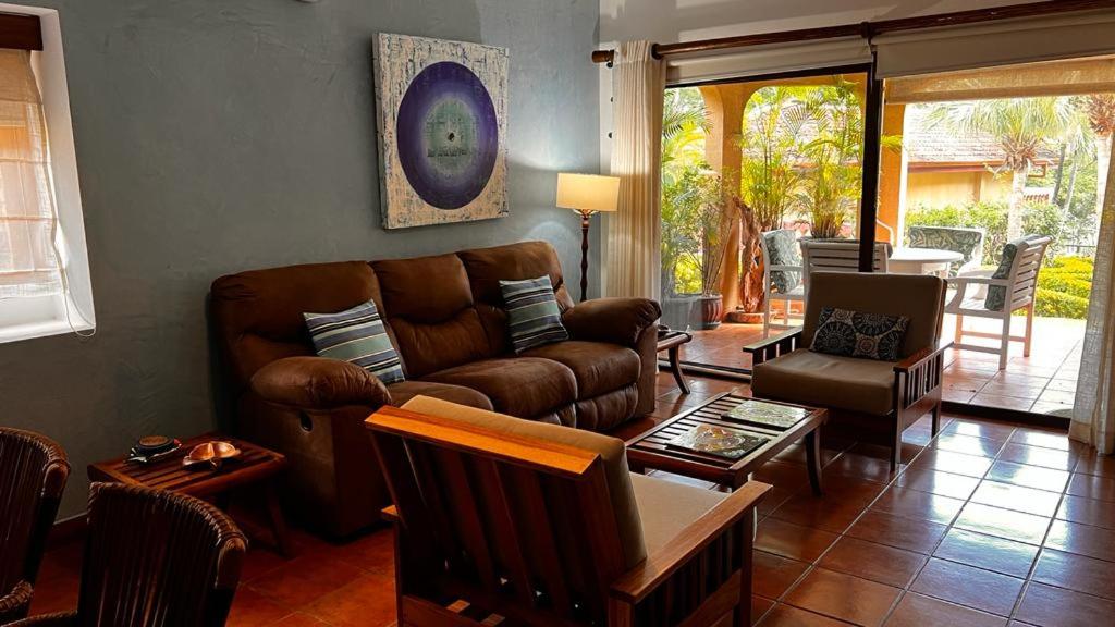 Light & Breezy Beach Side Condo!, Tamarindo from $40