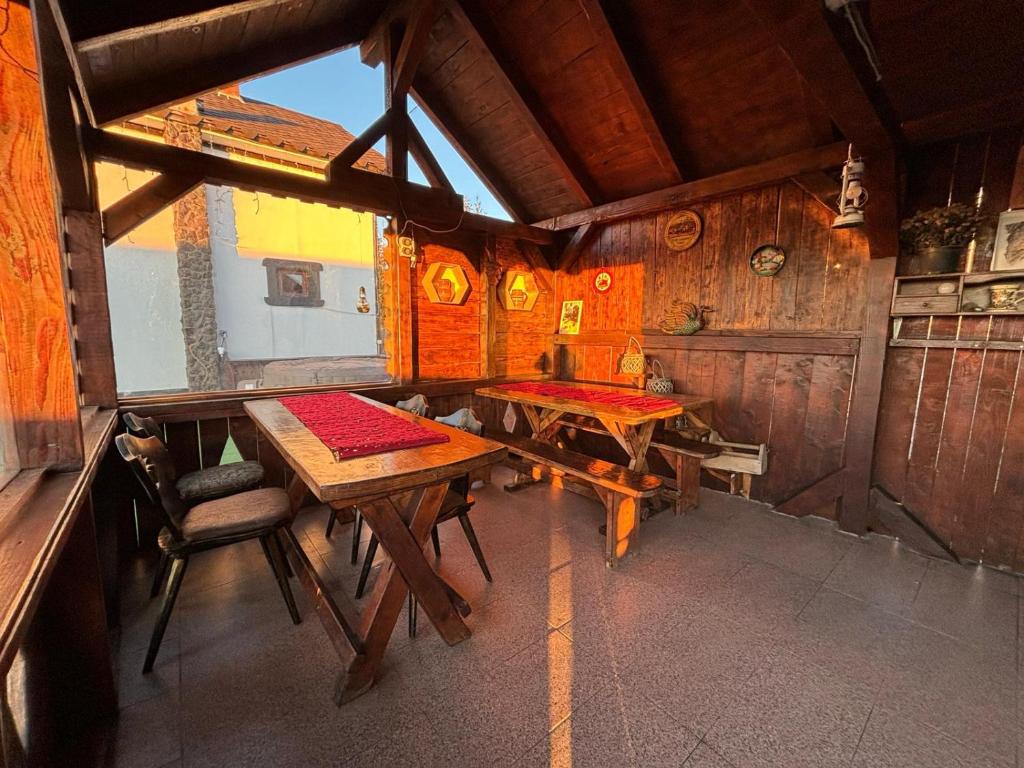 From $71 - Casa de vacanță Hera - Pasul Tihuța - Un colțișor de rai ...