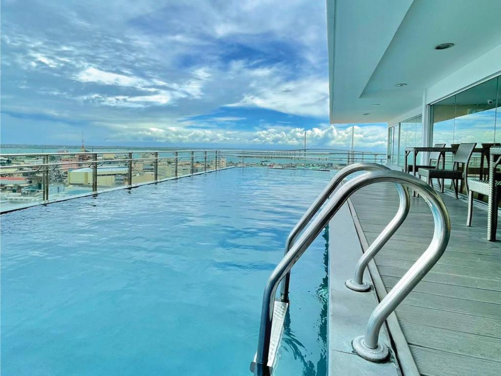 One Central Hotel, Cebu | 2025 Updated Prices, Deals