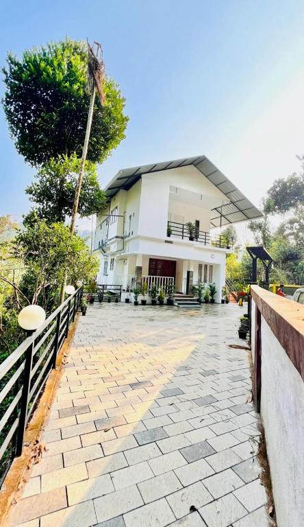 BLUE CREEK natural resort Meppadi - Chooralmala Road, Meppadi