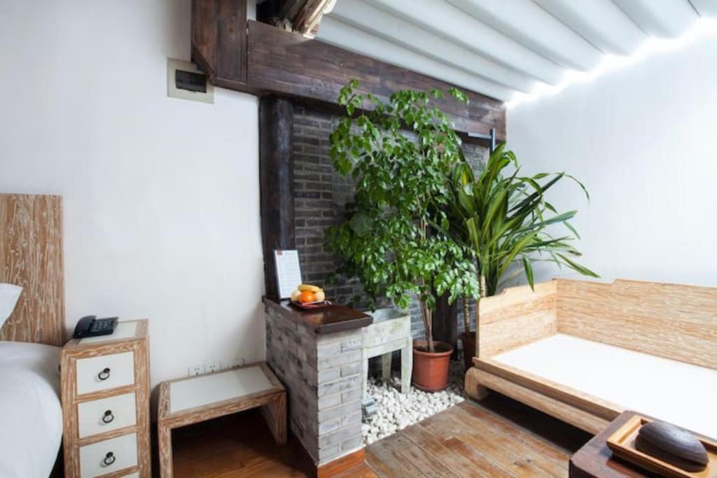 The Orchid Hotel, Beijing | 2024 Updated Prices, Deals