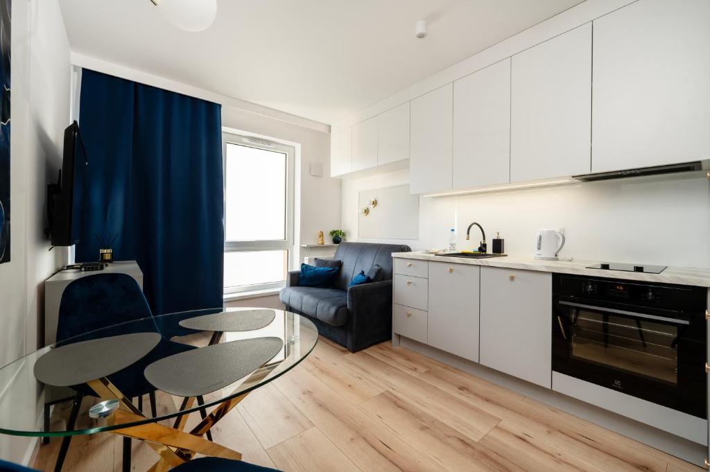 Platon Modern Studios by BookingHost, Lódz from $34