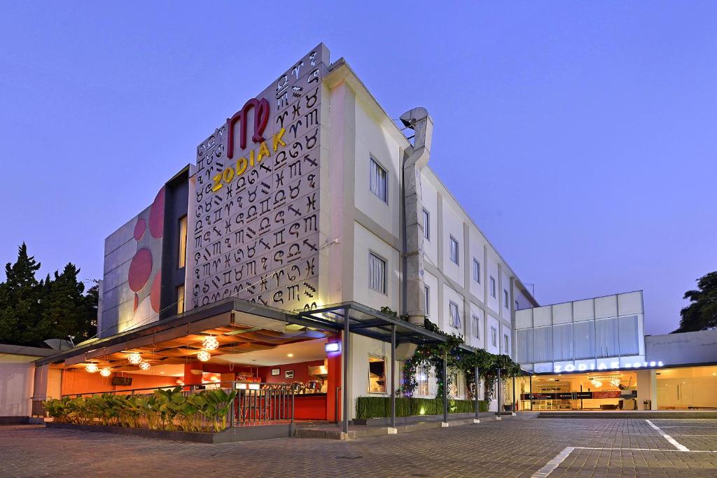 Zodiak at Sutami Hotel, Bandung | 2025 Updated Prices, Deals