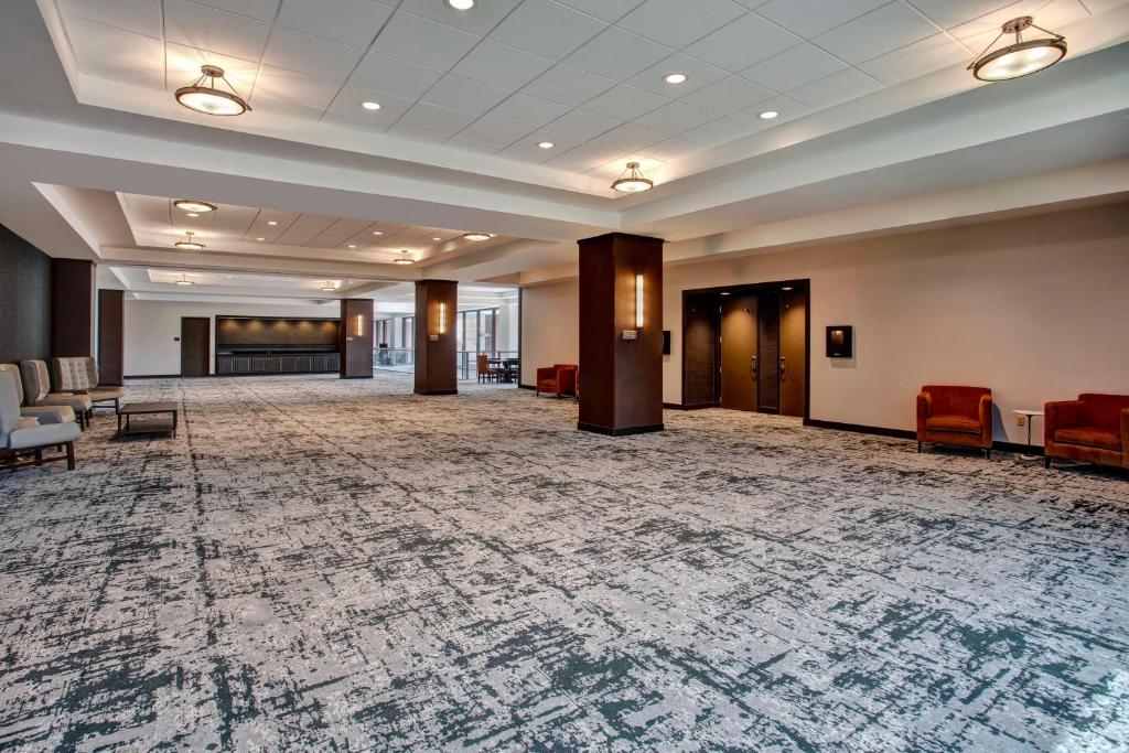 DoubleTree by Hilton Lansing, MI, Lansing (MI) | 2024 Updated Prices, Deals