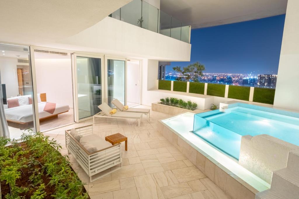 FIVE Jumeirah Village Hotel (Dubai) - Deals, Photos & Reviews