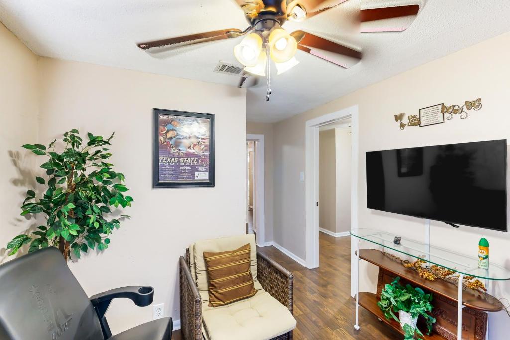 The City Perch, Austin, TX up to 25% OFF - Book Now