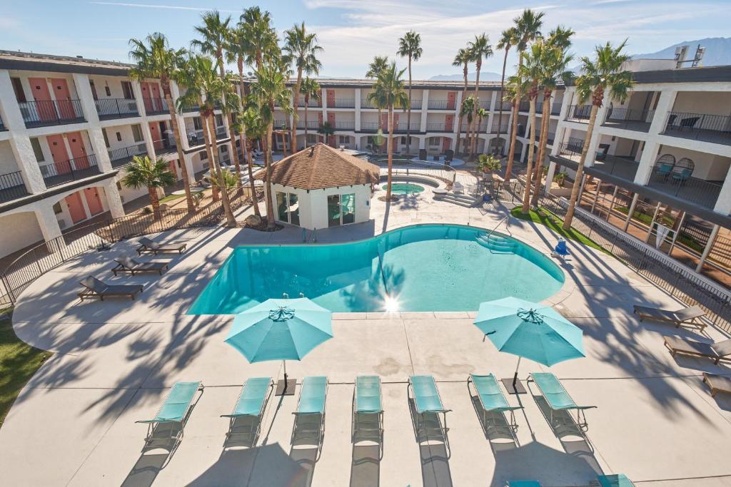 Aqua Soleil Hotel and Mineral Water Spa California, Desert Hot Springs ...