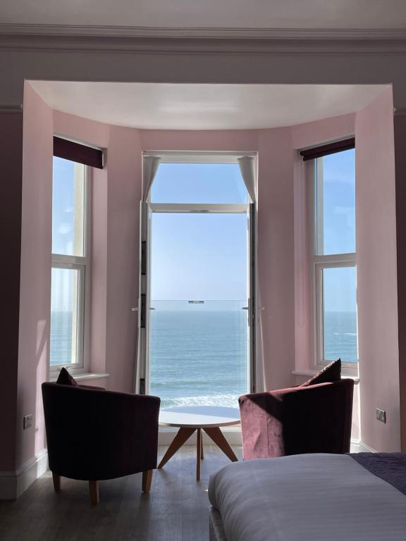 Lundy House Hotel | Devon Guide
