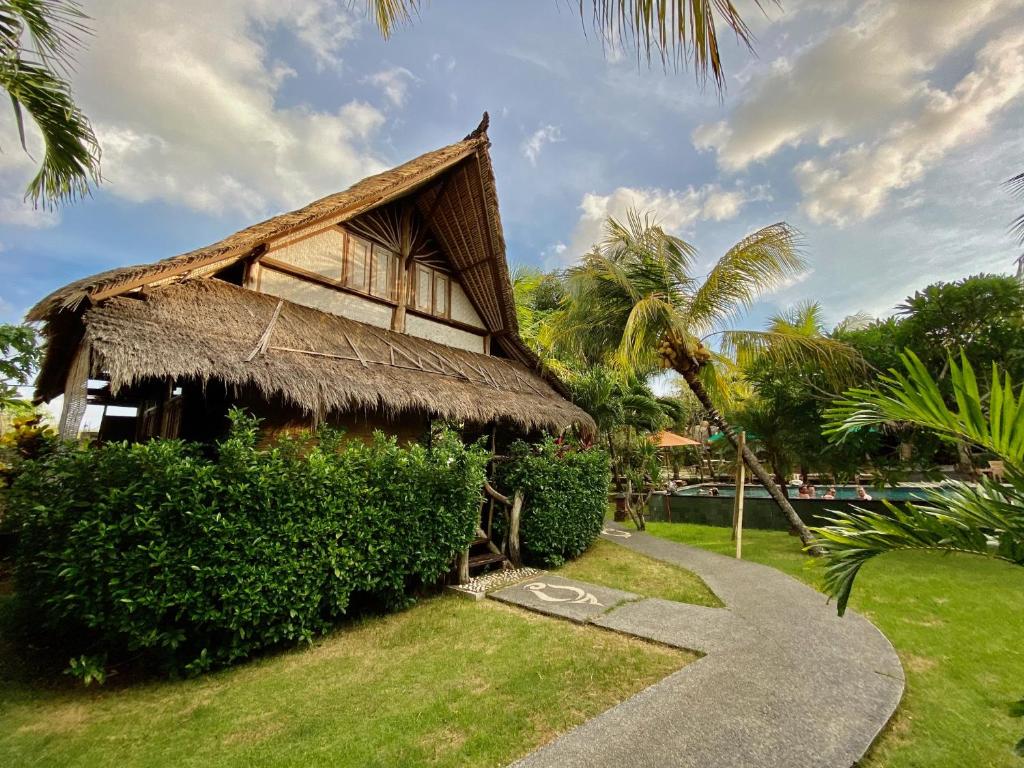 Flower Bud Bungalow, Bali | 2024 Updated Prices, Deals