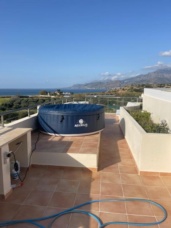 From €41pp - 3 bedroom Two bathroom Four balcony 22P 23P penthouse with amazing view roof top ...