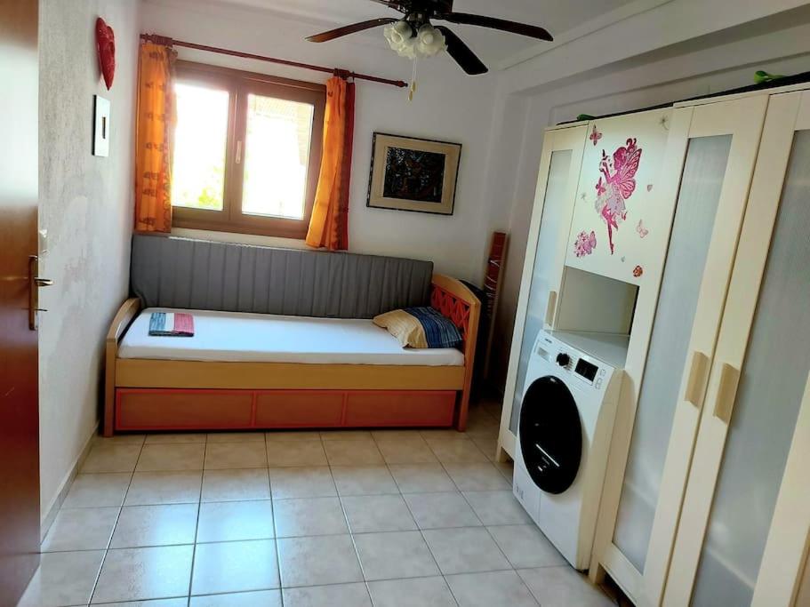 Up to 30% off - Christina's beach house (Gavriadia Ierissos), Ierissós