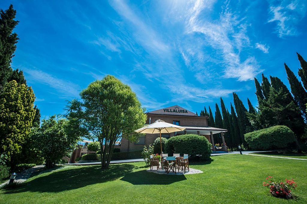 Villa Luisa Hotel (Todi) - Deals, Photos & Reviews