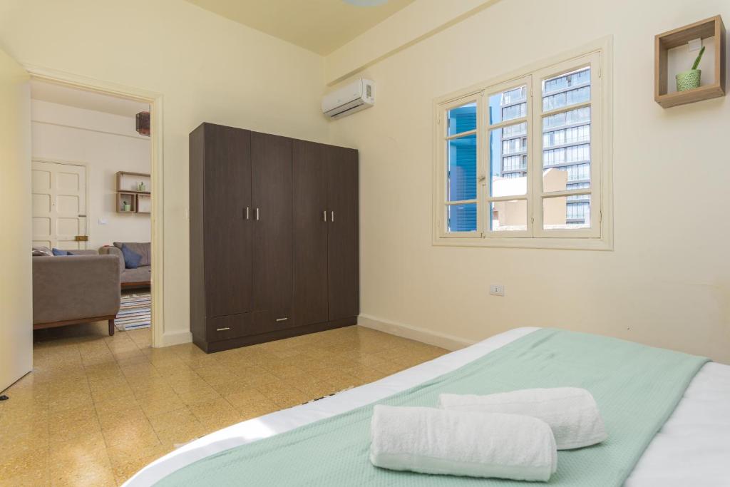 From $14 - Mikaella's Cozy 1-BR with 24-7 Electricity, Beirut