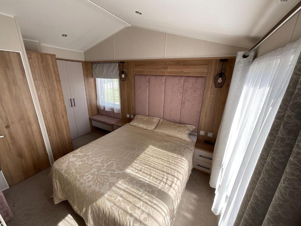 From £38 - 2 bedroom Mini Lodge Caravan at Coopers Beach Holiday Park ...