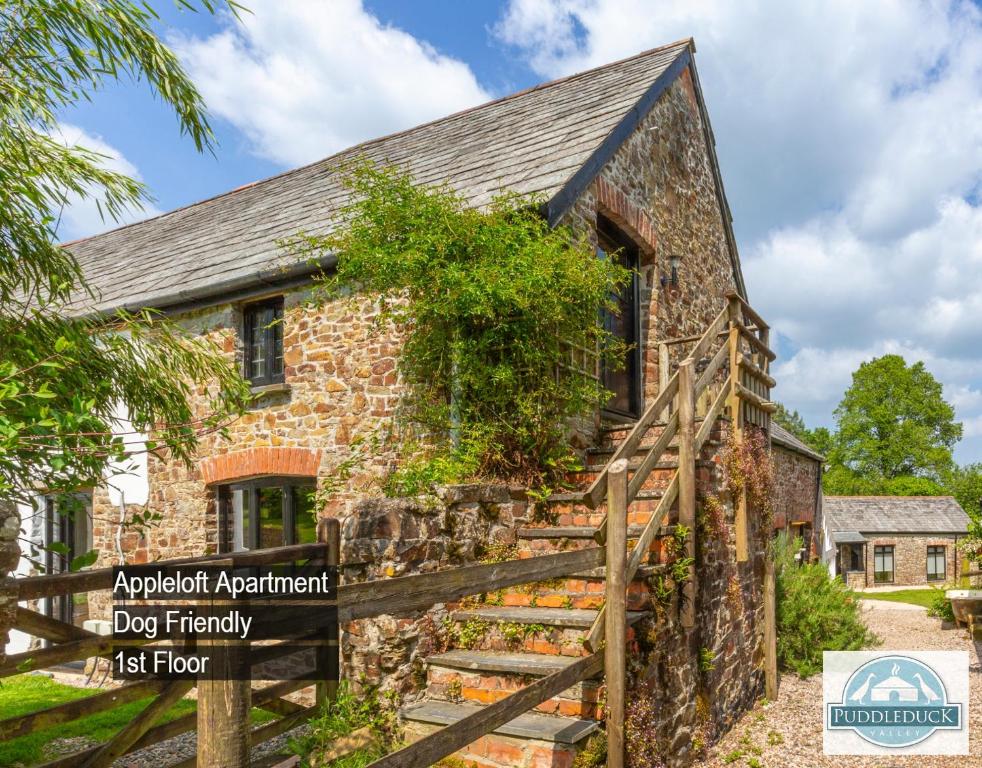 Puddleduck Valley | Devon Guide