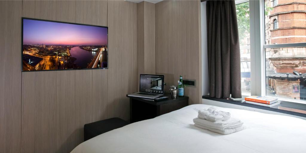 The Z Hotel Soho - 2025 Cheaper Prices!