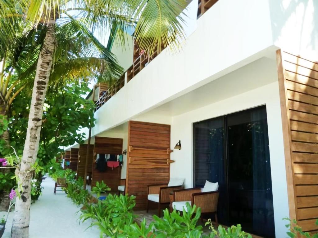 Eriyadu Island Resort, Maldive Islands | 2025 Updated Prices, Deals