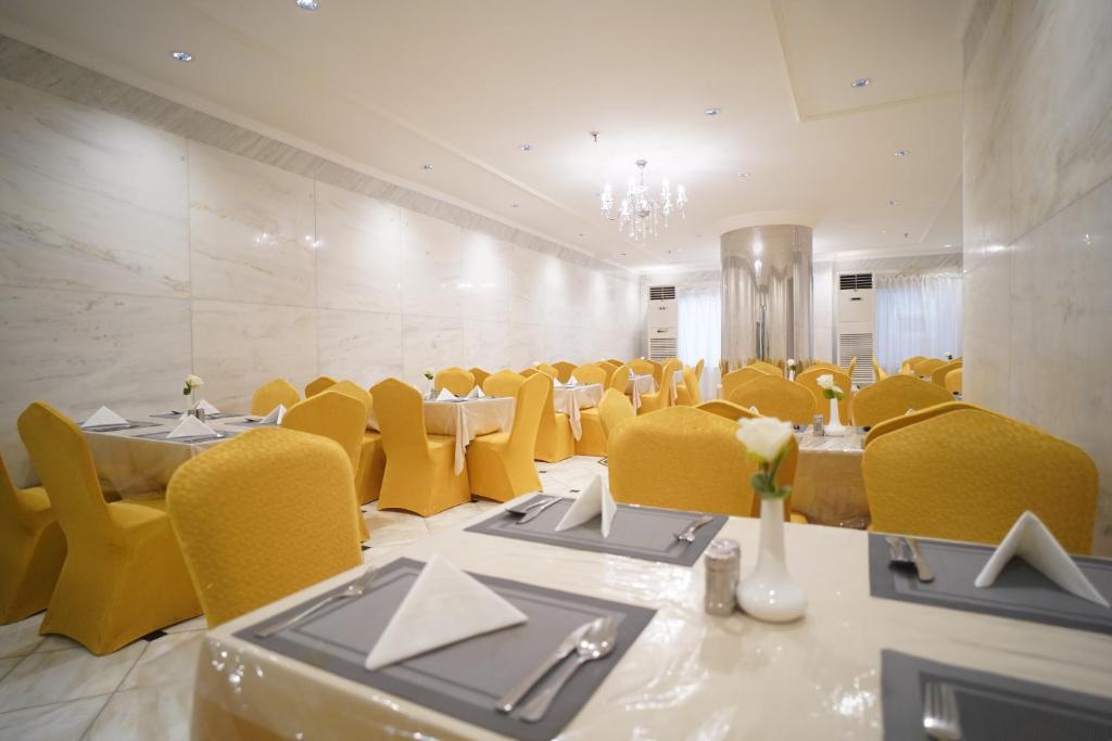 Emaar Andalusia Hotel (Mecca) - Deals, Photos & Reviews