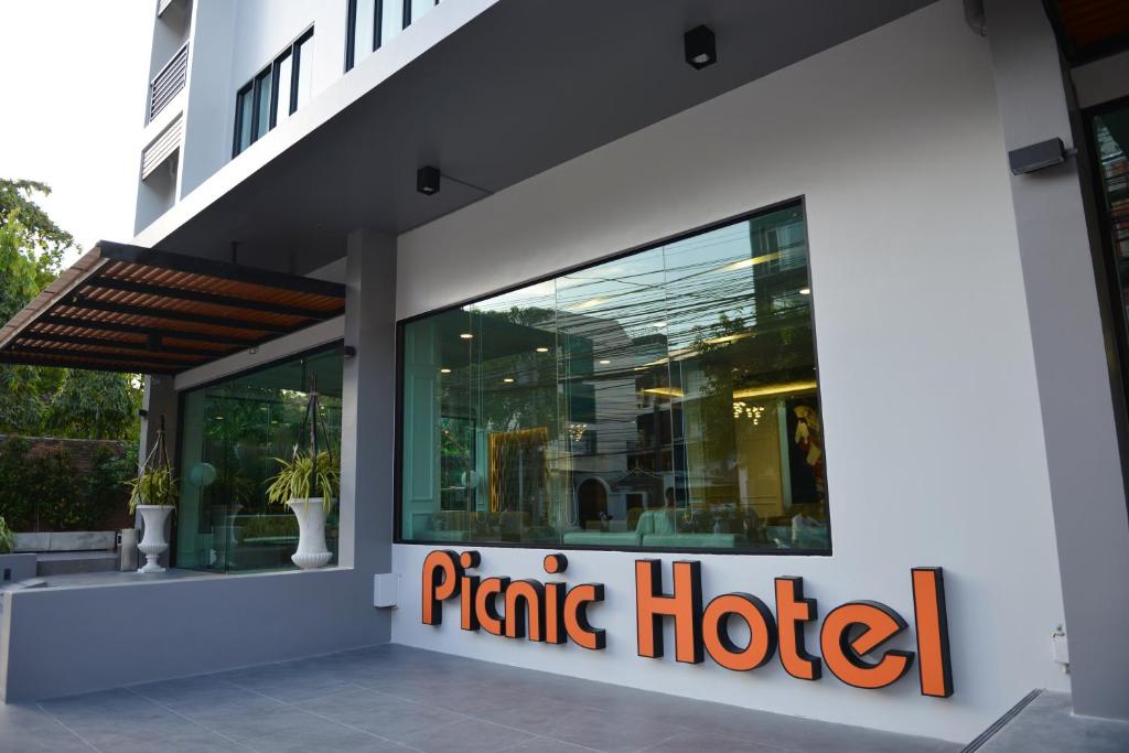 Picnic Hotel Bangkok, Bangkok | 2024 Updated Prices, Deals