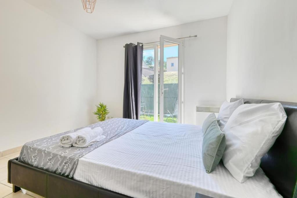 Up to 25% off - maisonnette climatisée ,20 min de cassis et d'aix, Peypin