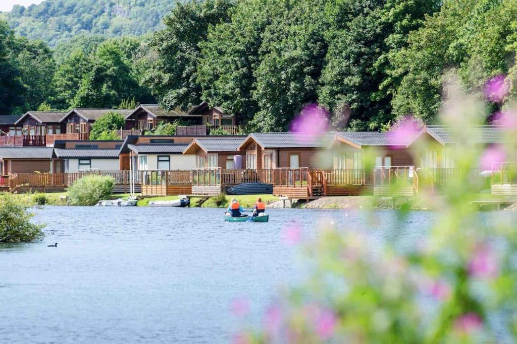 Up to 25% off - Driftwood Lodge - South Lakeland Leisure Village, Carnforth