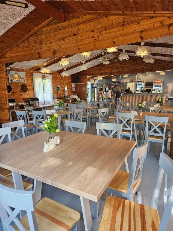 Up to 38% off - Domek letniskowy nad jeziorem w OW Bachus do 4 osób ...