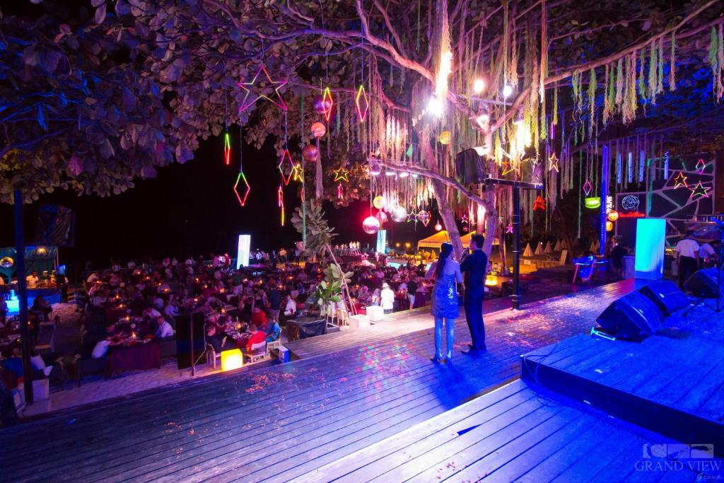 Samed Grandview Resort Deals