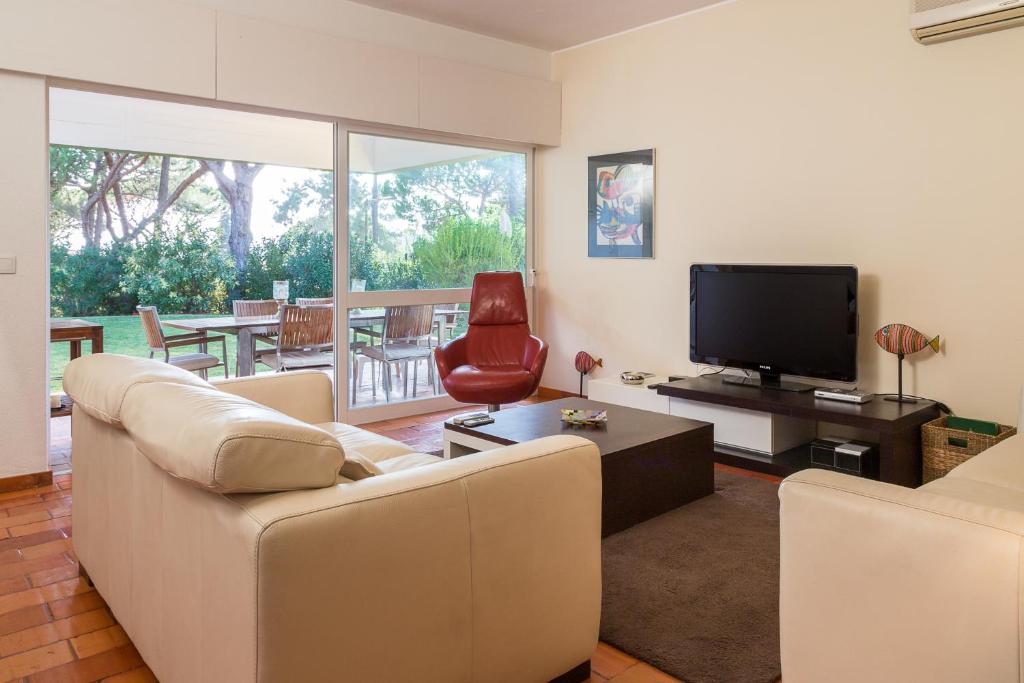 Apartamentos Turisticos Pinhal Da Marina Hotel (Quarteira) - Deals ...