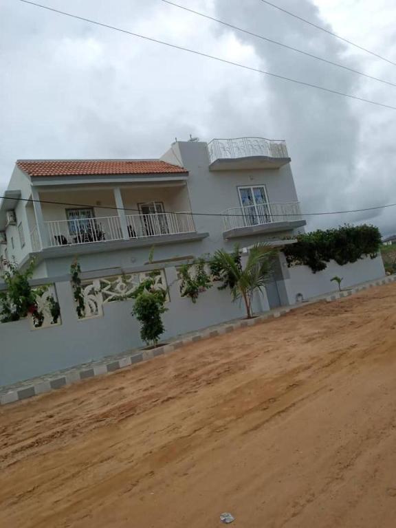Villa La Badiane, Villa Ngaparou