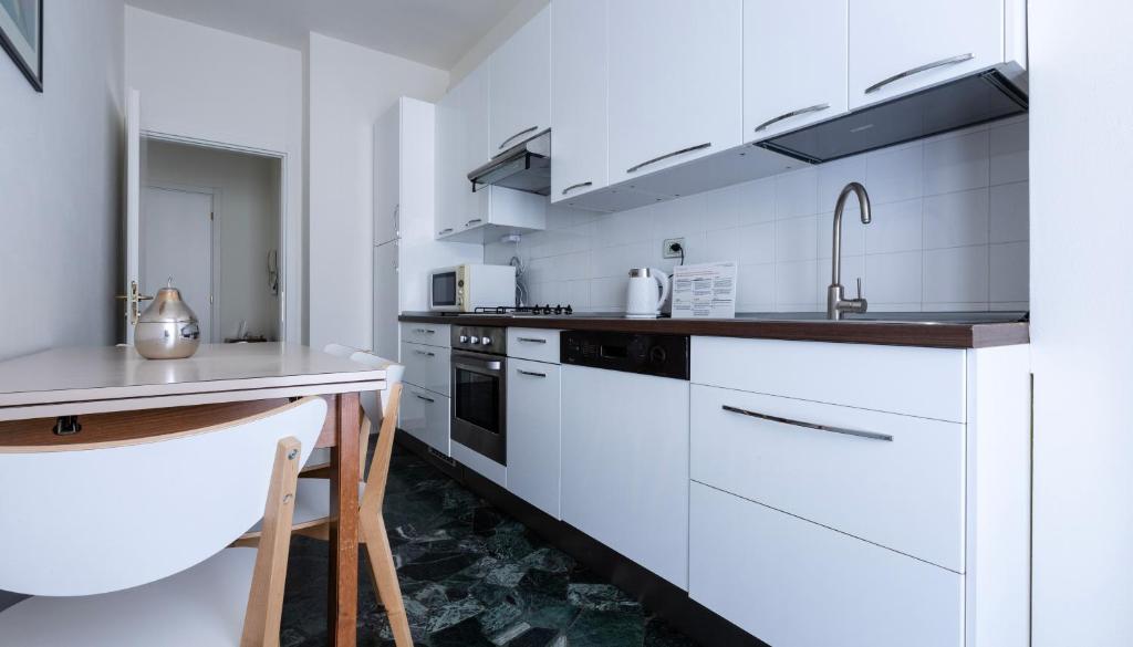 Italianway Easy - Bonnet 5, Milan from €40pp - Book Now