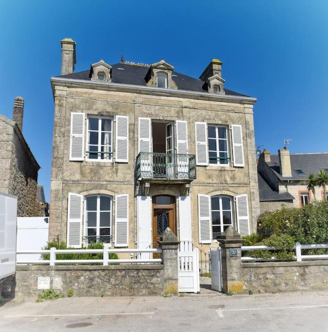 Élégante maison avec jardin, Barfleur from €42pp - Book Now