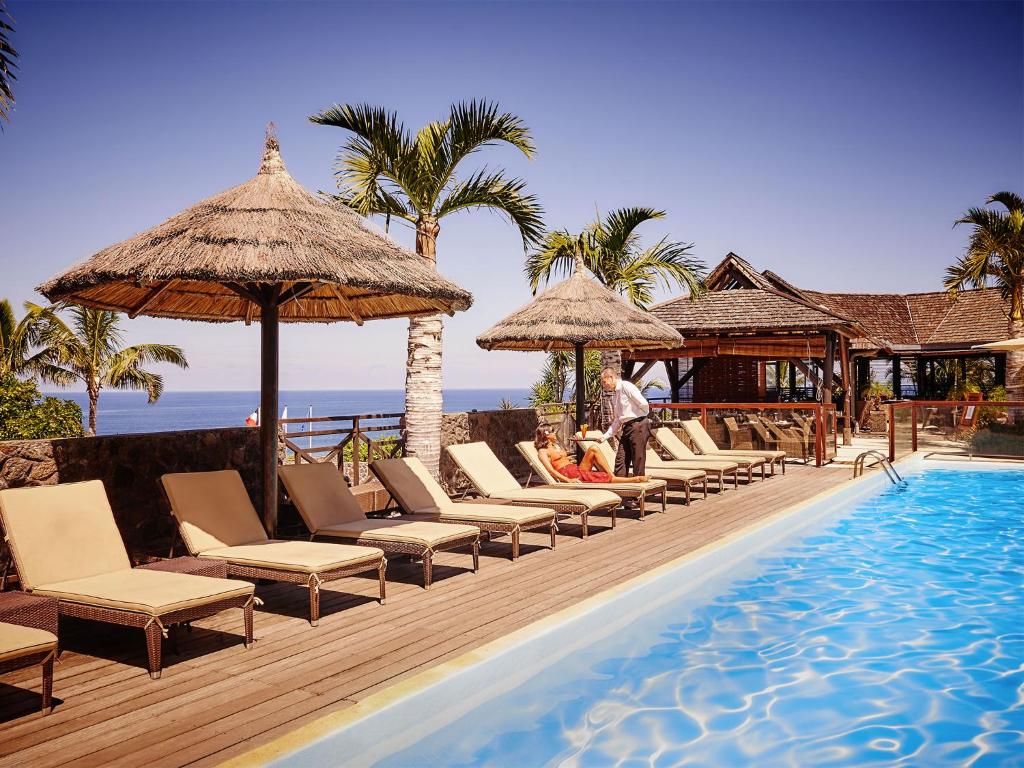 Best Price on Iloha Hotel & Seaview in Reunion + Reviews!