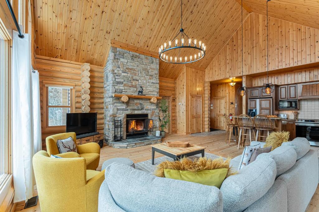 Fiddler Lake Resort - Deer 87, Mille Isles from $62