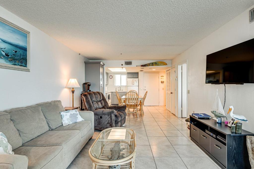 From $68 - Balcony and Resort Amenities Gulf Coast Escape, Hudson, FL