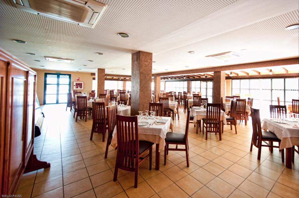 Hotel Restaurante Campina Del Rey, Villarrubia, Spain - Photos, Room ...