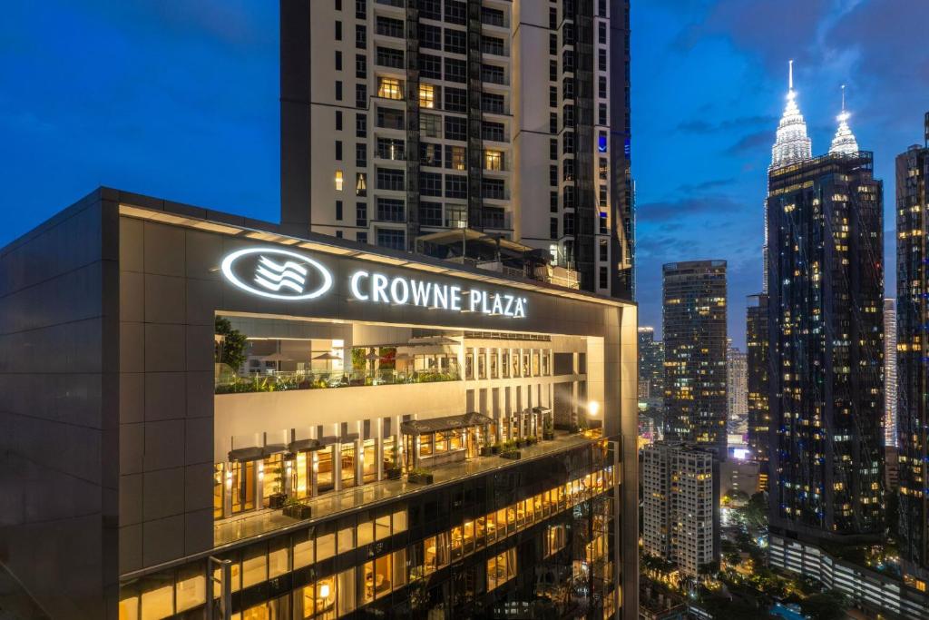 Crowne Plaza Kuala Lumpur City Centre Hotel - Deals, Photos & Reviews